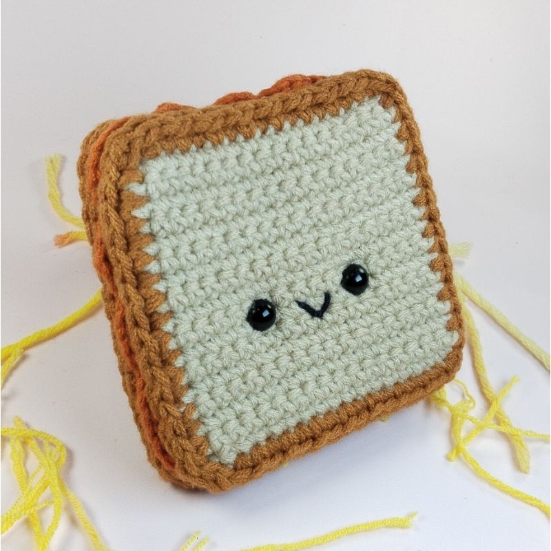 Jual Amigurumi Grilled Cheese / Boneka Rajutan Roti Bakar Keju / Boneka ...