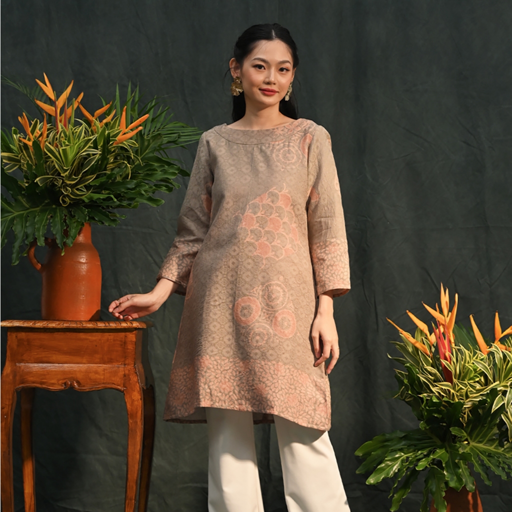 Jual NONA RARA - Kloki Dobi Cirebon D0478, Baju kerja blouse batik ...