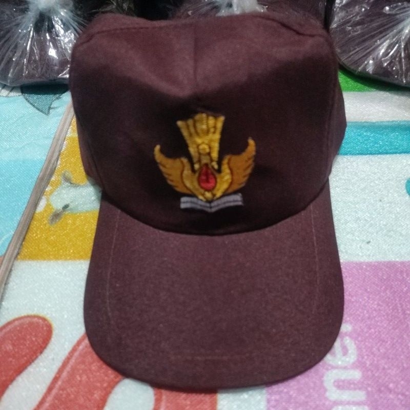 Jual topi sekolah sd maroon merah ati bordir tutwri | Shopee Indonesia