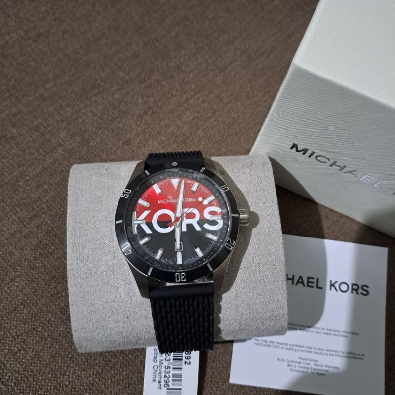Jual JAM TANGAN PRIA MICHAEL KORS MK8892 LAYTON BLACK SILICON | Shopee ...