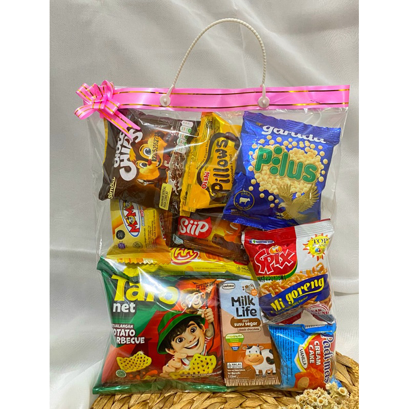 Jual Bingkisan snack bingkisan ulang tahun snack ulang tahun hampers ...