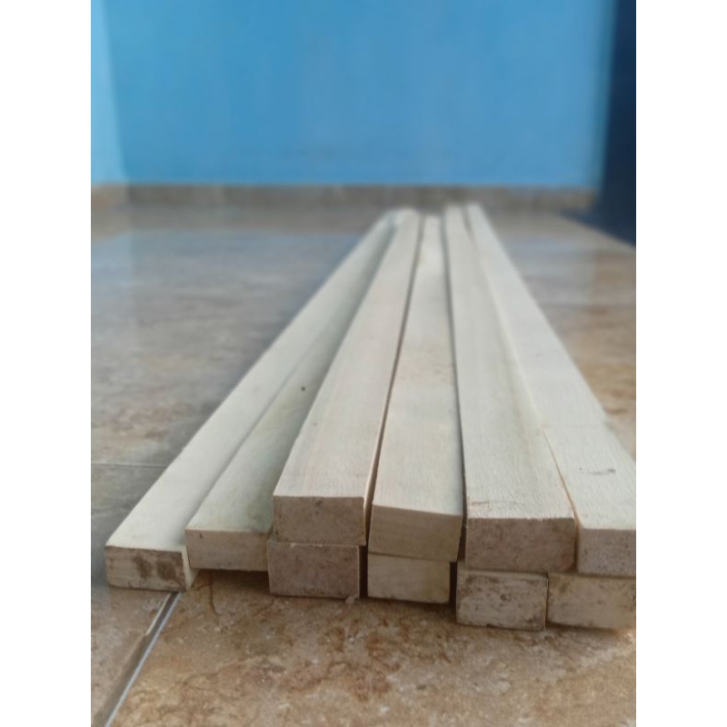 Jual Reng Kayu Halus 2x3 Panjang 120 Cm Isi 10 Batang Reng Kayu Halus ...