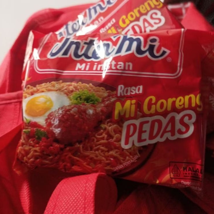 Jual Mie Instan Intermi Rasa Mi Goreng Pedas | Shopee Indonesia