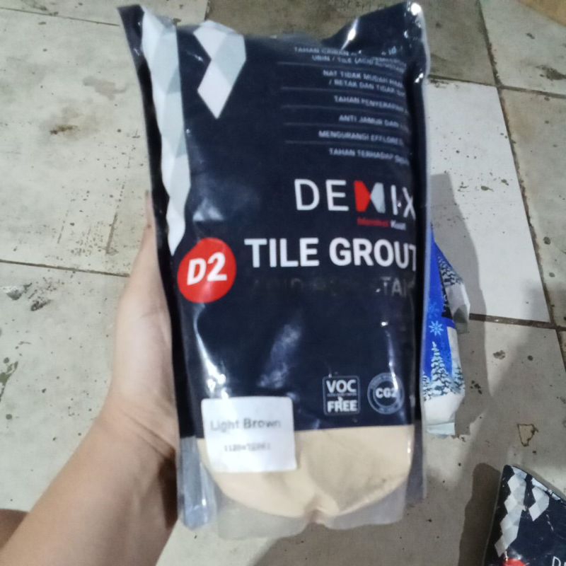 Jual TILE GROUT D2 1KG (DEMIX MEREKAT KUAT) | Shopee Indonesia