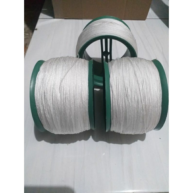 Jual Benang Nilon Layangan Koang 200 Meter tanpa Sambungan | Shopee ...