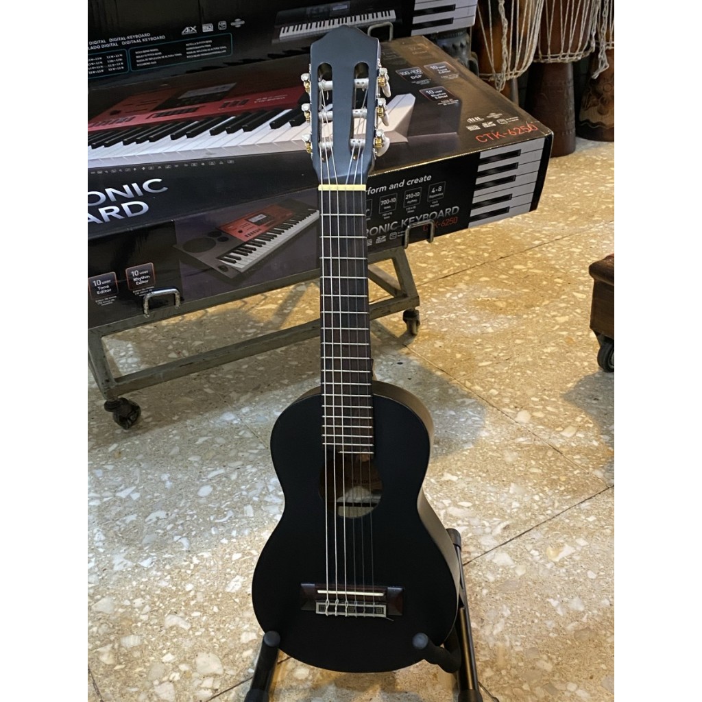Jual Gitar kecil Senar 6 / Gitar Mini / Gitar Lele 6 Senar Nylon ...