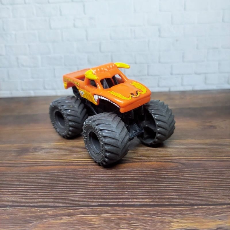 Jual Mobil Monster Jam El Toro Loco ori SML Mcd Happy Meal preloved ...