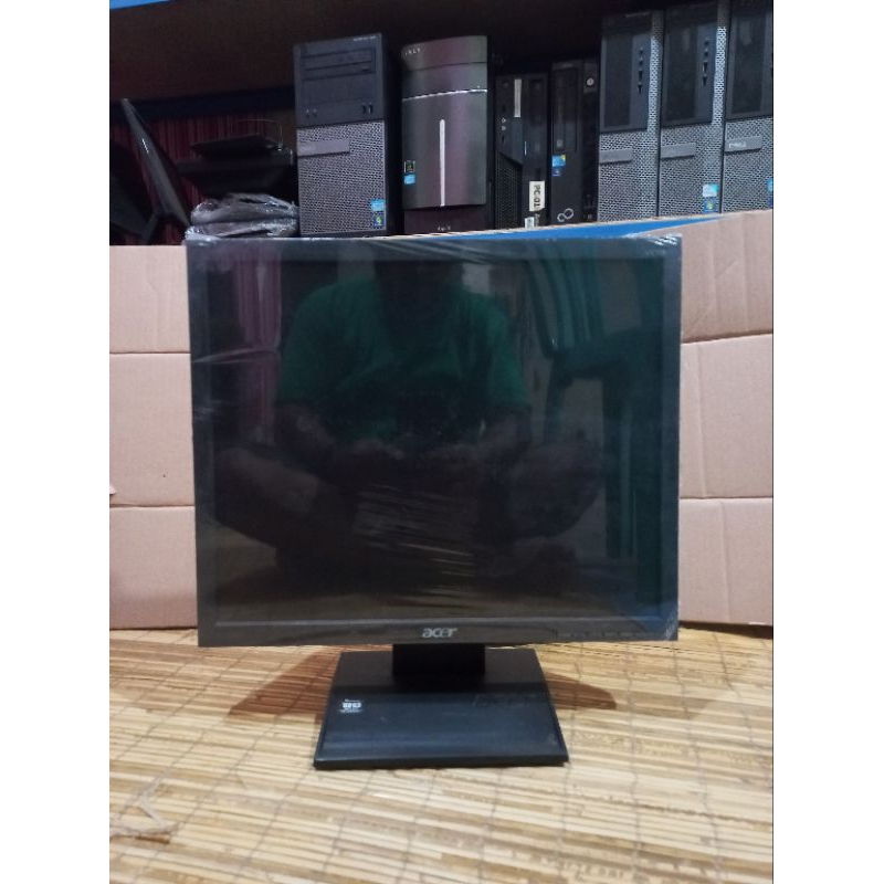 Jual Monitor LCD Lenovo 17 inci Kotak dan merk.lain | Shopee Indonesia