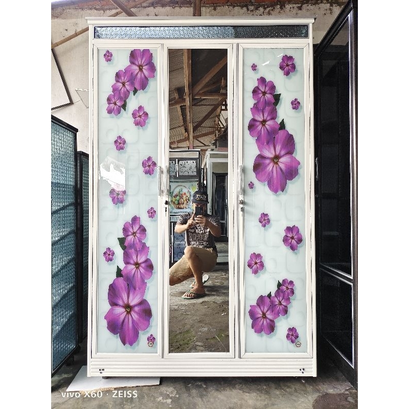 Jual lemari pakaian kaca cantik garapan rapi | Shopee Indonesia