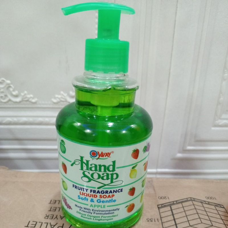 Jual Yuri hand soap 410ml | Shopee Indonesia