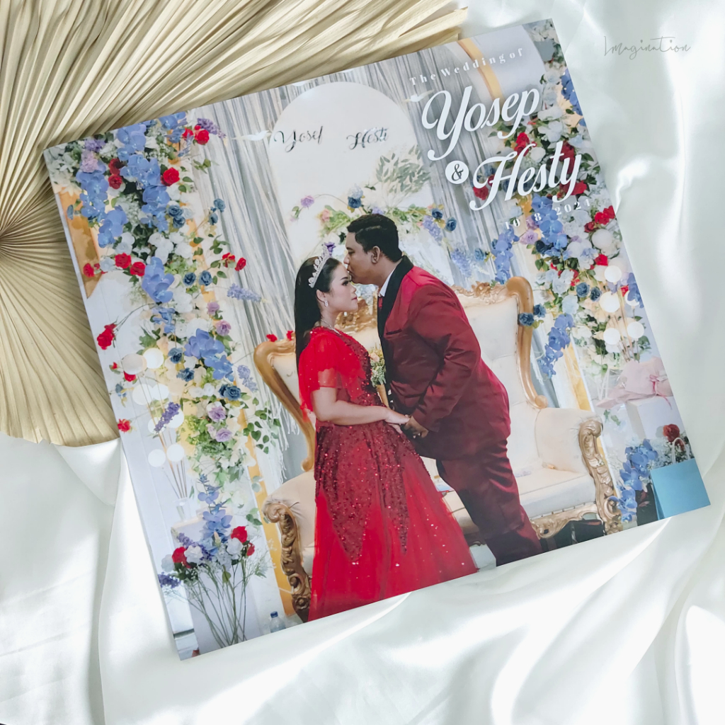 Jual MAGAZINE / PHOTOBOOK SOFTCOVER [SIZE 30X30] | Shopee Indonesia