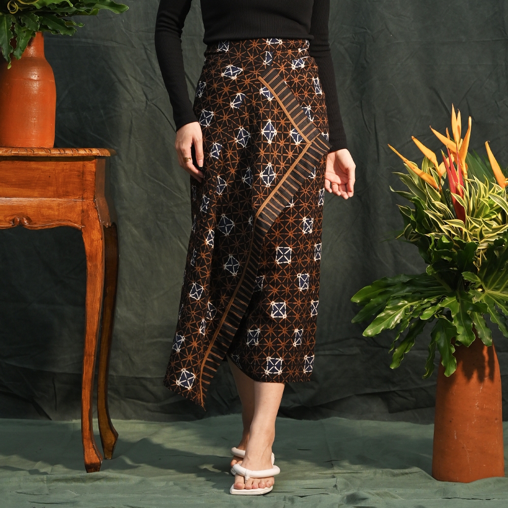Jual NONA RARA - Lilit Dobi Sogan P0234, Rok lilit batik wanita modern ...