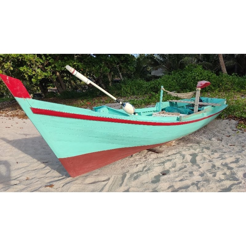 Jual Kapal Perahu Nelayan Wood Kayu 6M X 1.4 Sangat Jarang Pakai Mulus ...