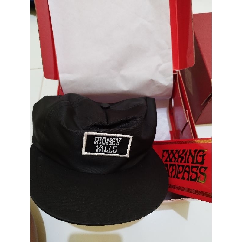 Jual Money Kills Hat Compass Fxxkingrabbits | Shopee Indonesia