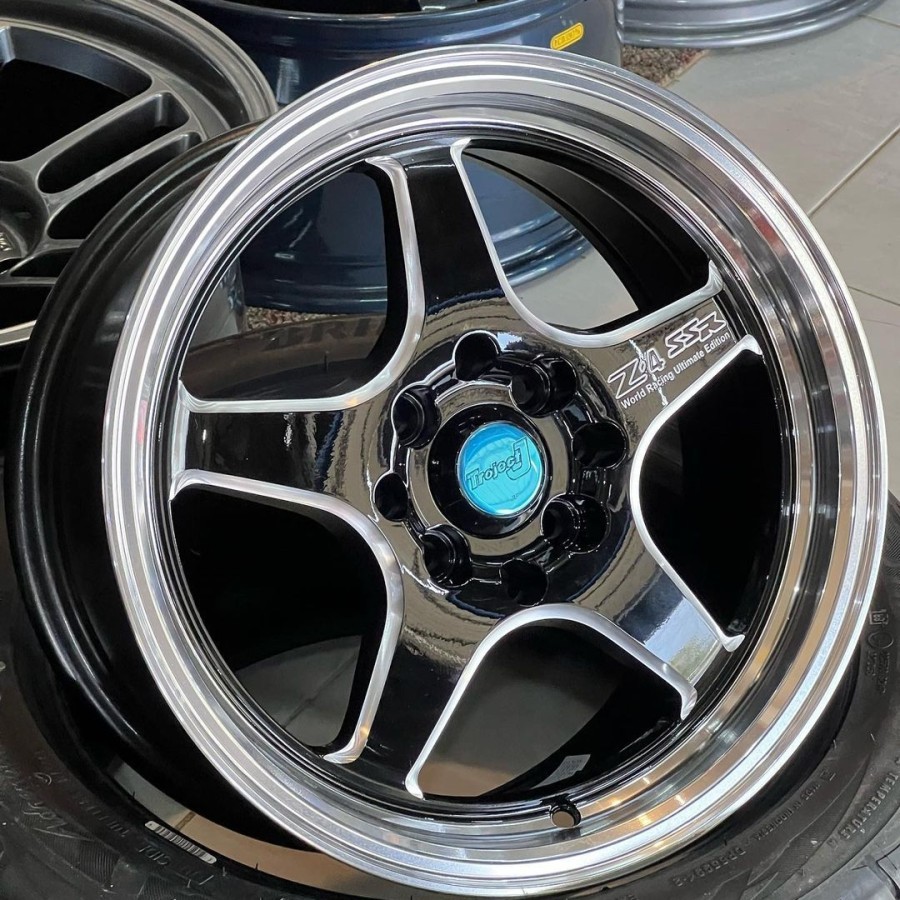 Jual velg mobil r15 SAMLONG Z4 lebar 7 velg ring 15 avanza xenia brio sigra | Shopee Indonesia