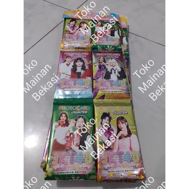 Jual 12 SACHET FOIL PHOTO CARD JKT 48(96LBR) | Shopee Indonesia