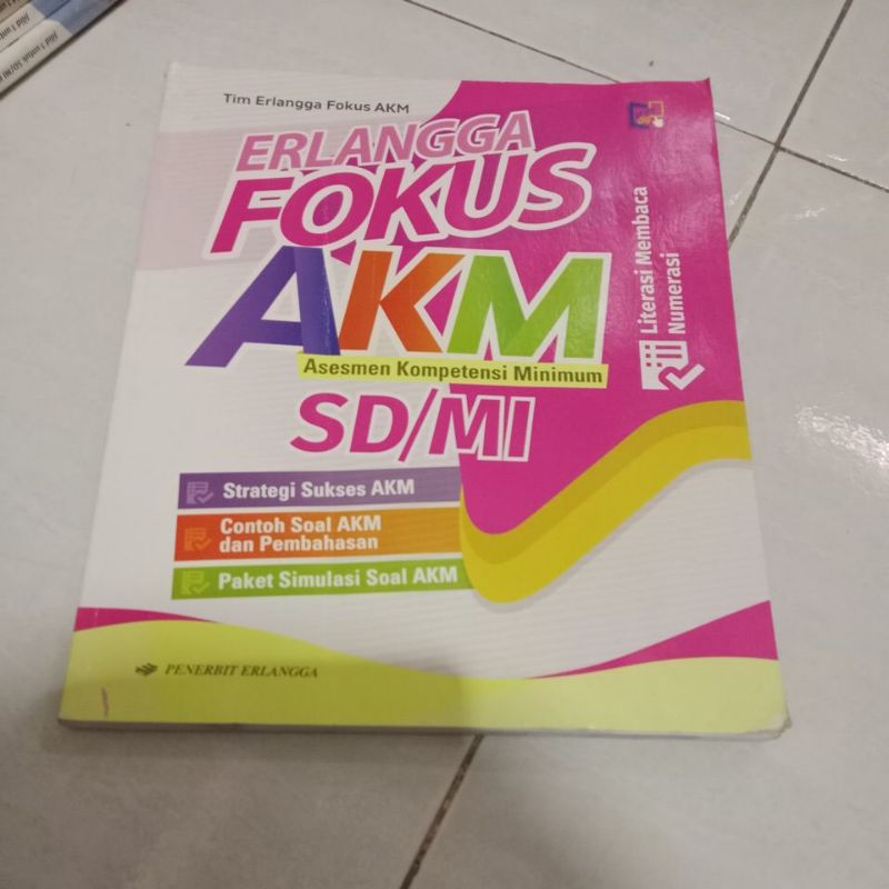 Jual buku pelajaran erlangga fokus AKM Asesmen Kompetensi Minimum untuk sd penerbit erlangga ...