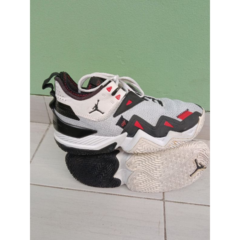 Jual sepatu basket Westbrook second | Shopee Indonesia