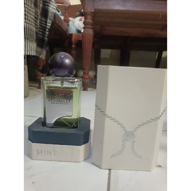 Jual preloved parfum Hint Resurrect | Shopee Indonesia