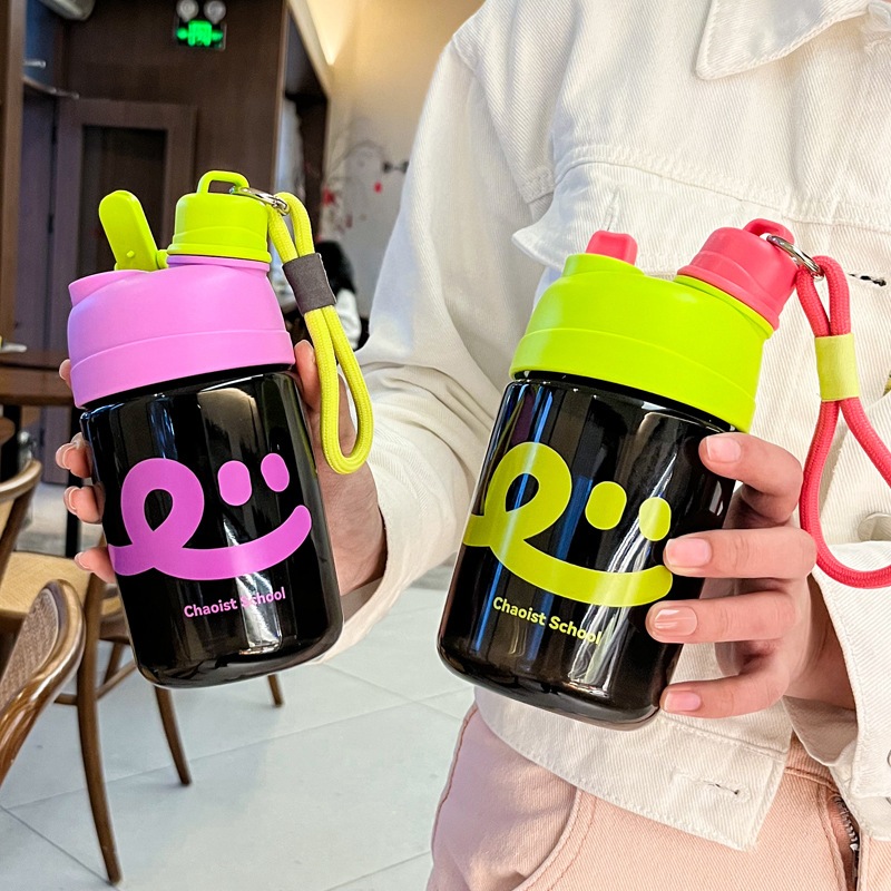 Jual Botol Minum School 580 ML Free Tali dan sedotan Food Grade ...