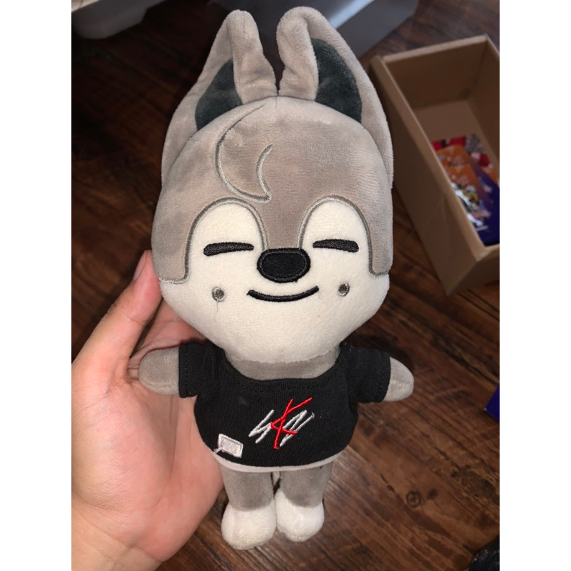 Jual STRAY KIDS SKZOO 20CM WOLFCHAN BANG CHAN | Shopee Indonesia