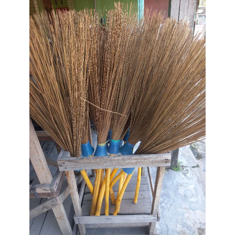 Jual Sapu lidi/sapu lidi halaman/sapu halaman | Shopee Indonesia