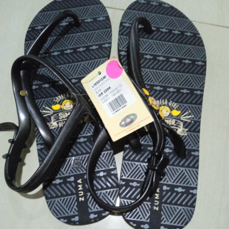 Jual Zuma Elsa x surfer girl hitam sandal tali belakang new original ...