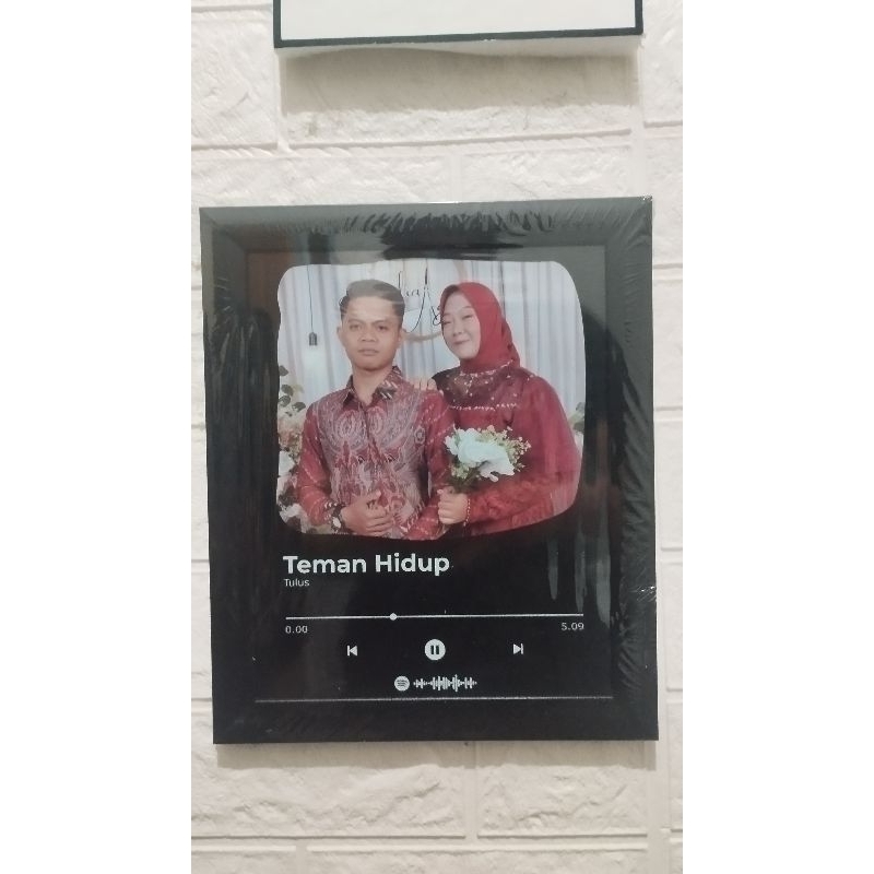 Jual Custom Frame Spotify | Bingkai Foto Aesthetic Kado Ulang Tahun ...