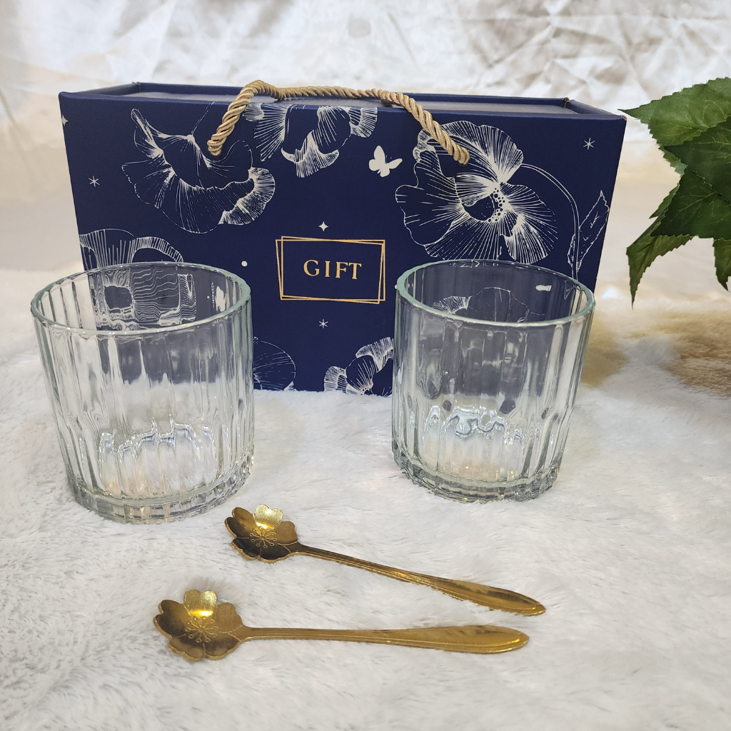 Jual Souvenir Premium Gelas Couple Dengan Gift box / Gelas Kaca Couple ...