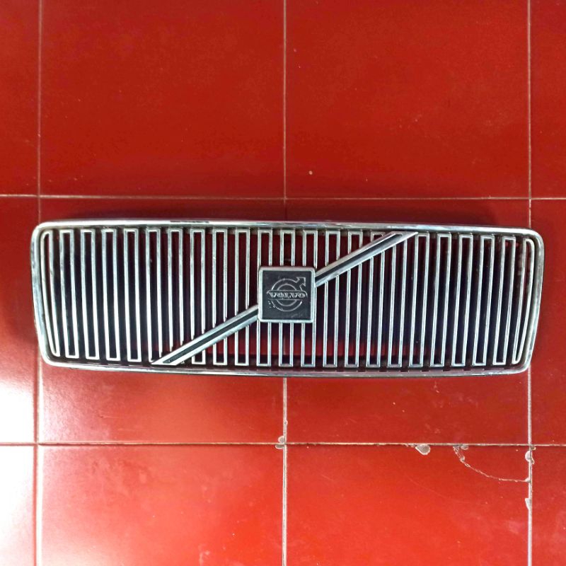 Jual grill mobil jadul volvo 850 original | Shopee Indonesia