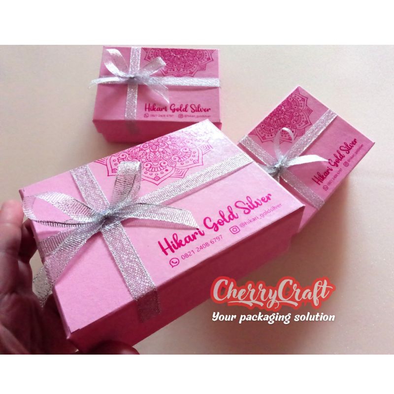 Jual Box Packaging untuk sovenir pesta size 10x7x3 cm dengan pita dan ...
