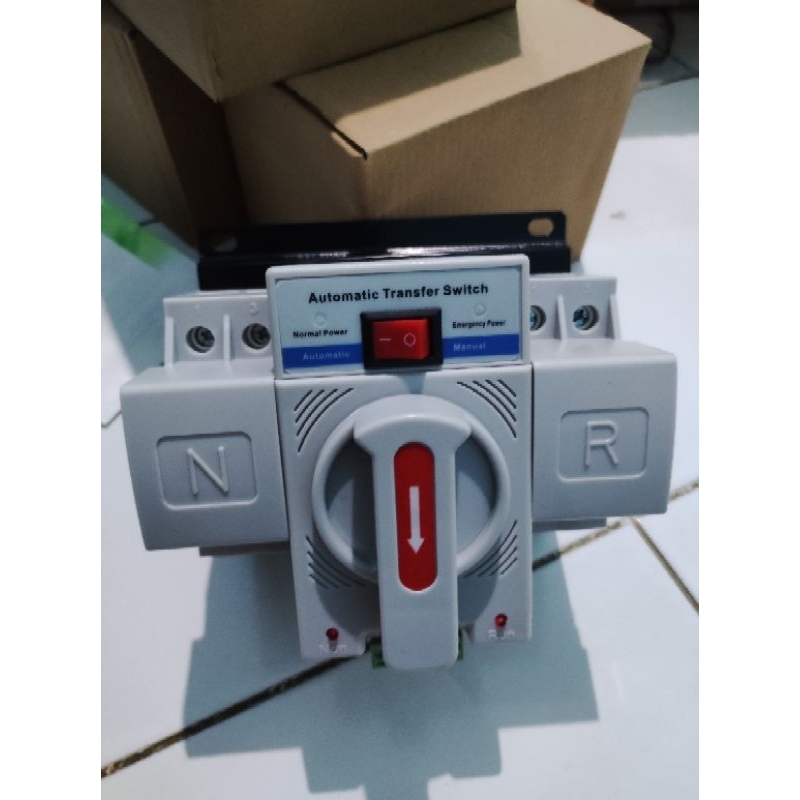 Jual ATS Automatic Transfer Switch 2P 63A PLTS Genset Inverter Backup ATS otomatis | Shopee ...