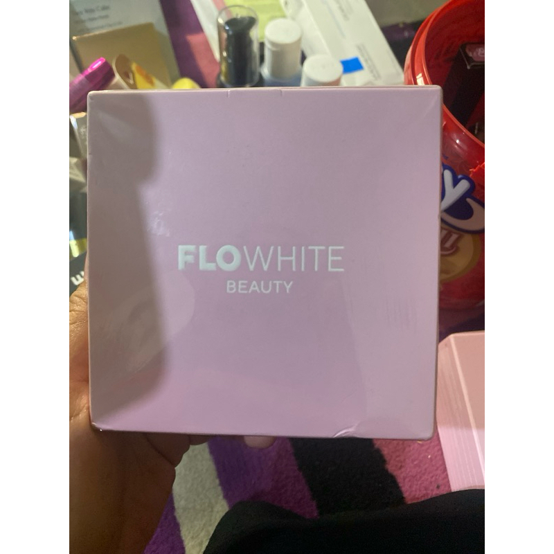 Jual cushion flo white | Shopee Indonesia