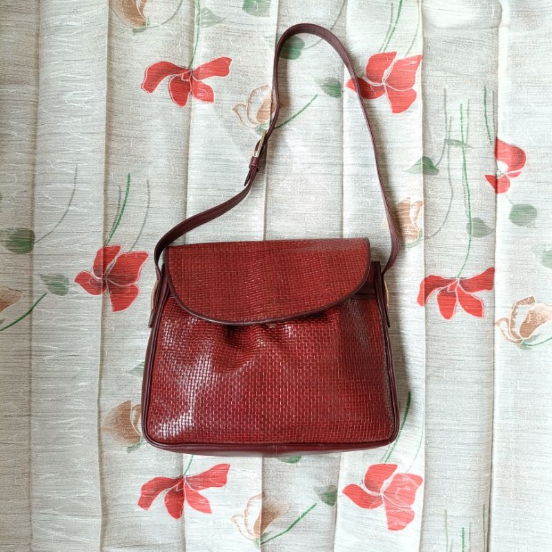 Jual tas branded,TAS SECOND,TAS THRIFT, TAS PRELOVE,tas pesta,tas kerja ...