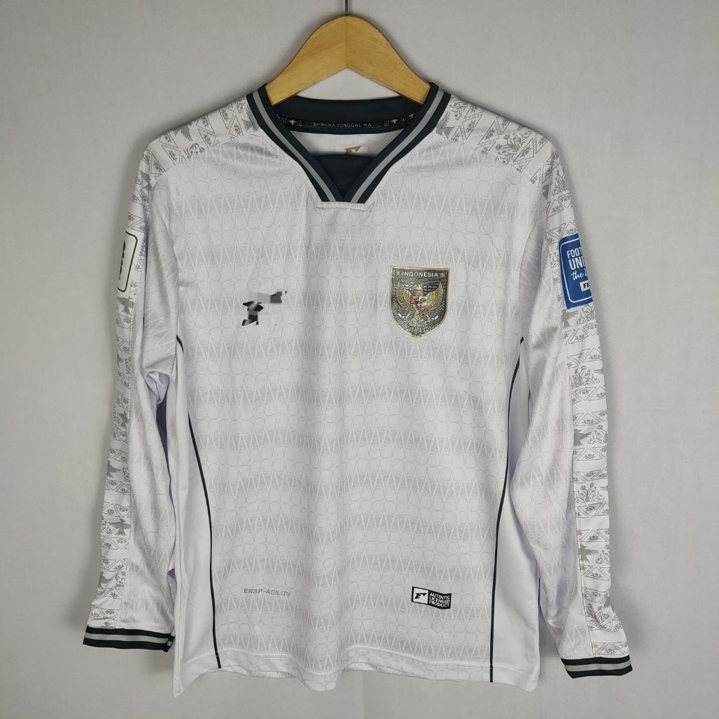 Jual JERSEY TIMNAS INDONESIA TERBARU 2025 AWAY PUTIH LOGO 3D TIMBUL, PANJANG DAN PENDEK | Shopee ...