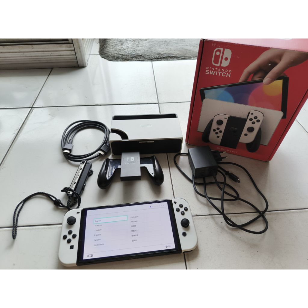 Jual NINTENDO SWITCH OLED OFW WHITE | Shopee Indonesia