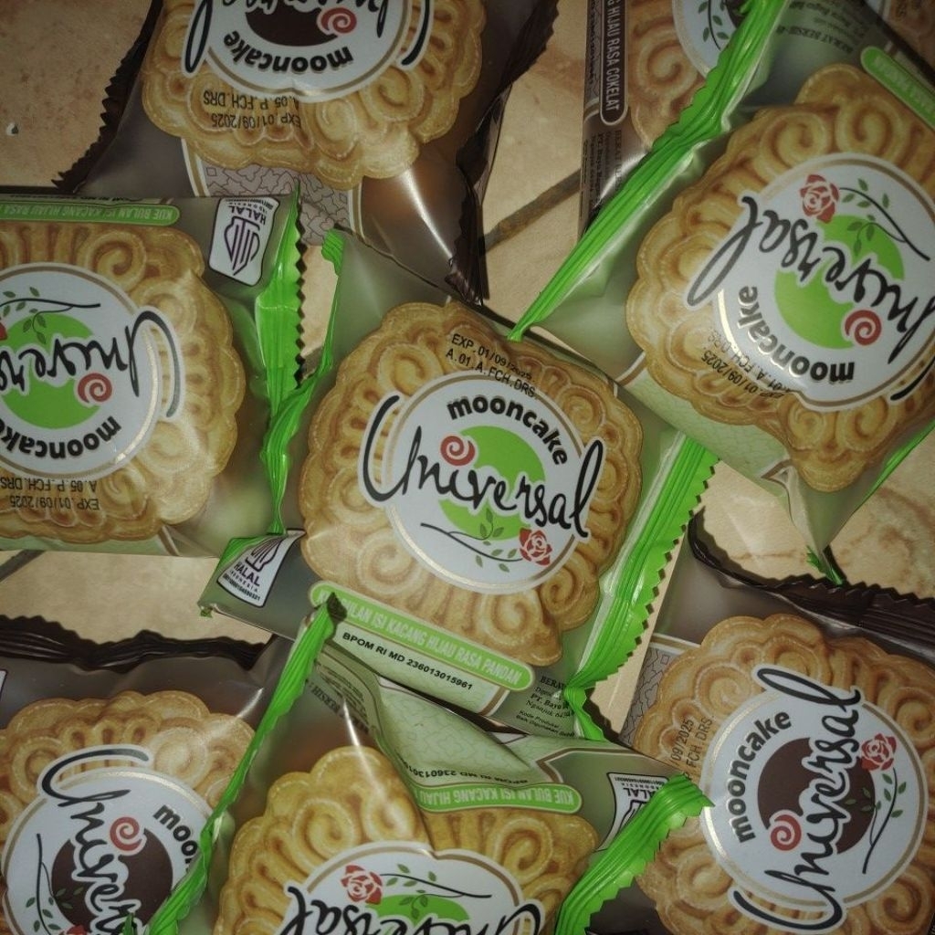 Jual kue bulan Mooncake rasa pandan dan coklat | Shopee Indonesia