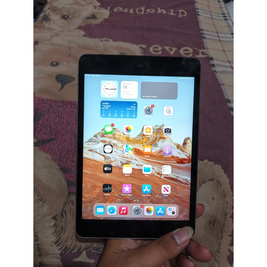 Jual ipad mini 4 32gb mulus bagus sim card 4G normal layar 8in tab tablet bekas murah ipad 6 ...