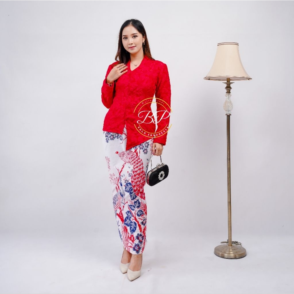 Jual BATIKPAKDE - Meraki Set Kebaya Janggan dan Rok Span Batik Merah ...