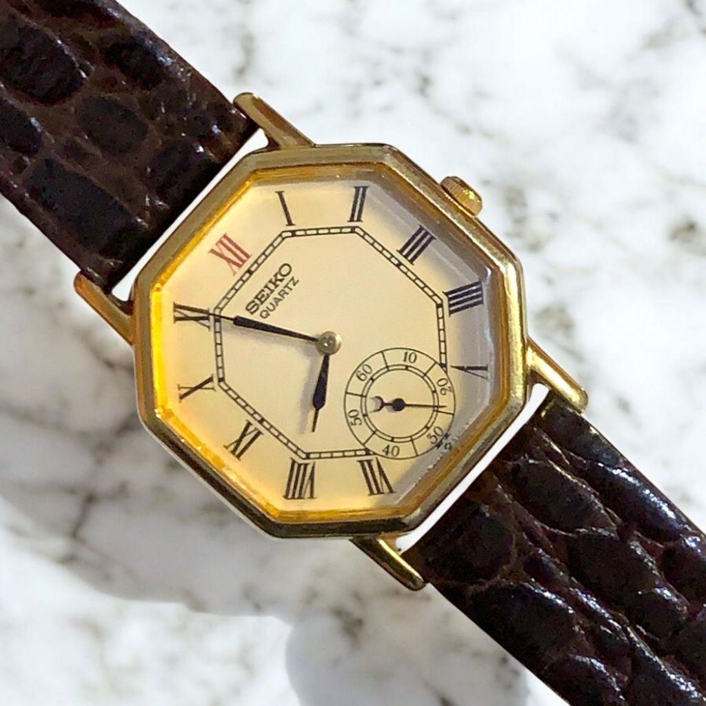Jual Seiko Octagon Roman Small Second 1984 Rare Vintage Dress Watch ...