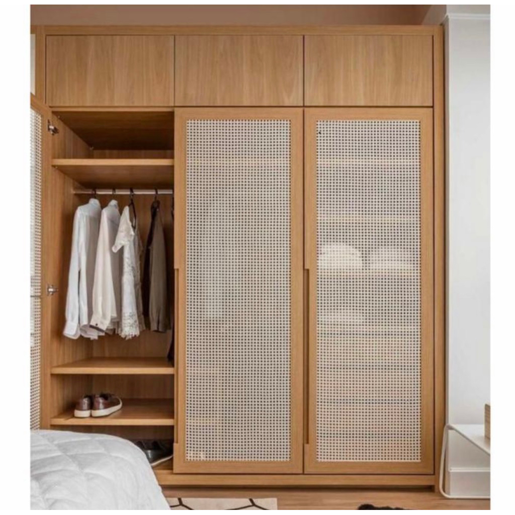 Jual Almari pakaian 3 pintu lemari baju kayu jati kombinasi rotan ...