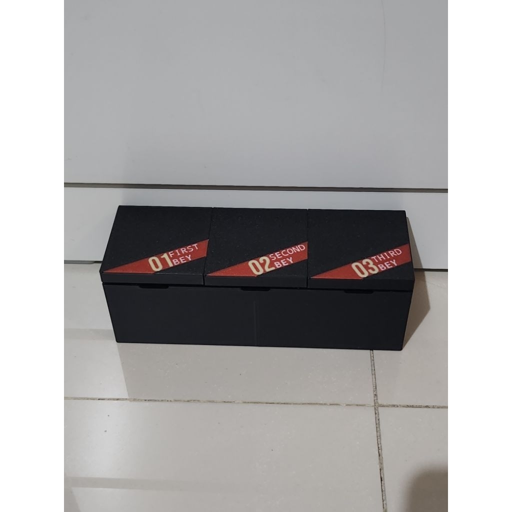 Jual Beyblade deck case / Beyblade Storage / Tempat penyimpanan ...