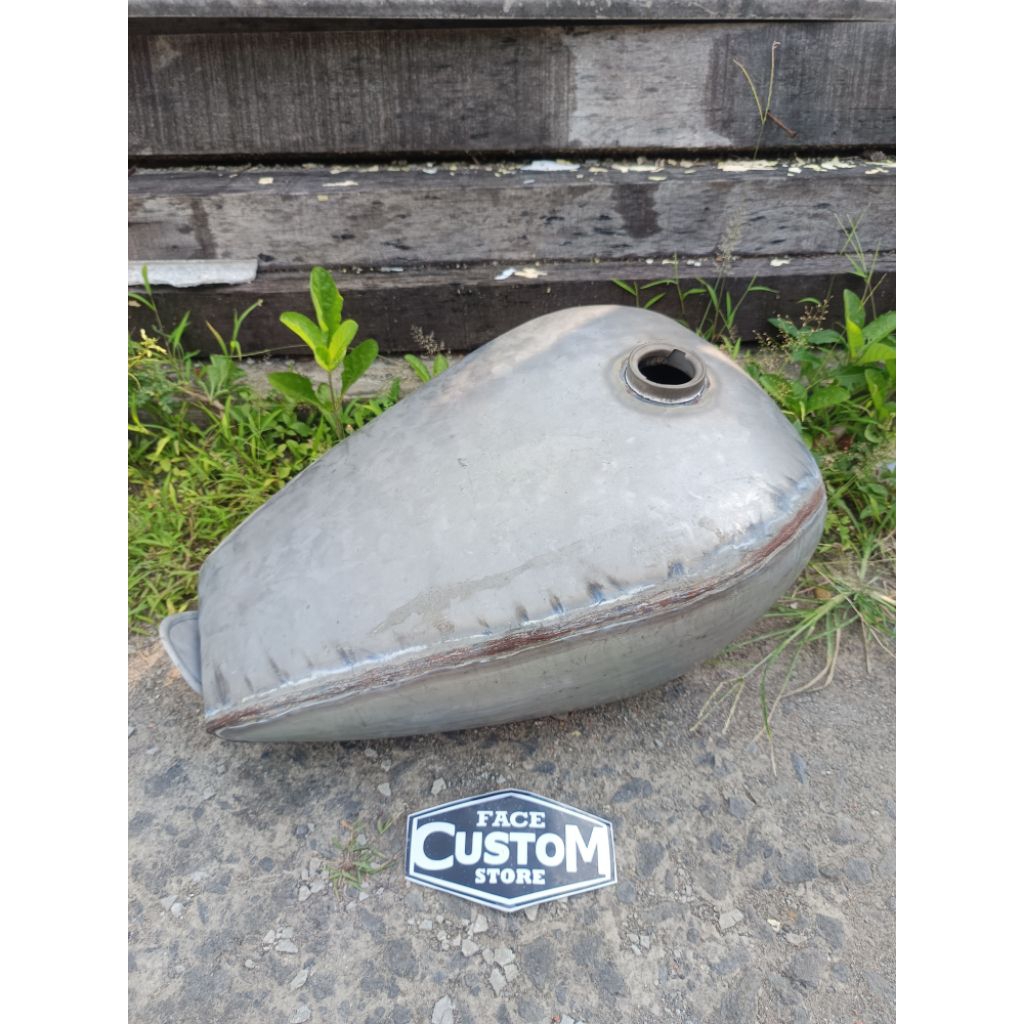 Jual Tangki Custom.Japstyle Tangki model bober Benelli Custom Bobber ...