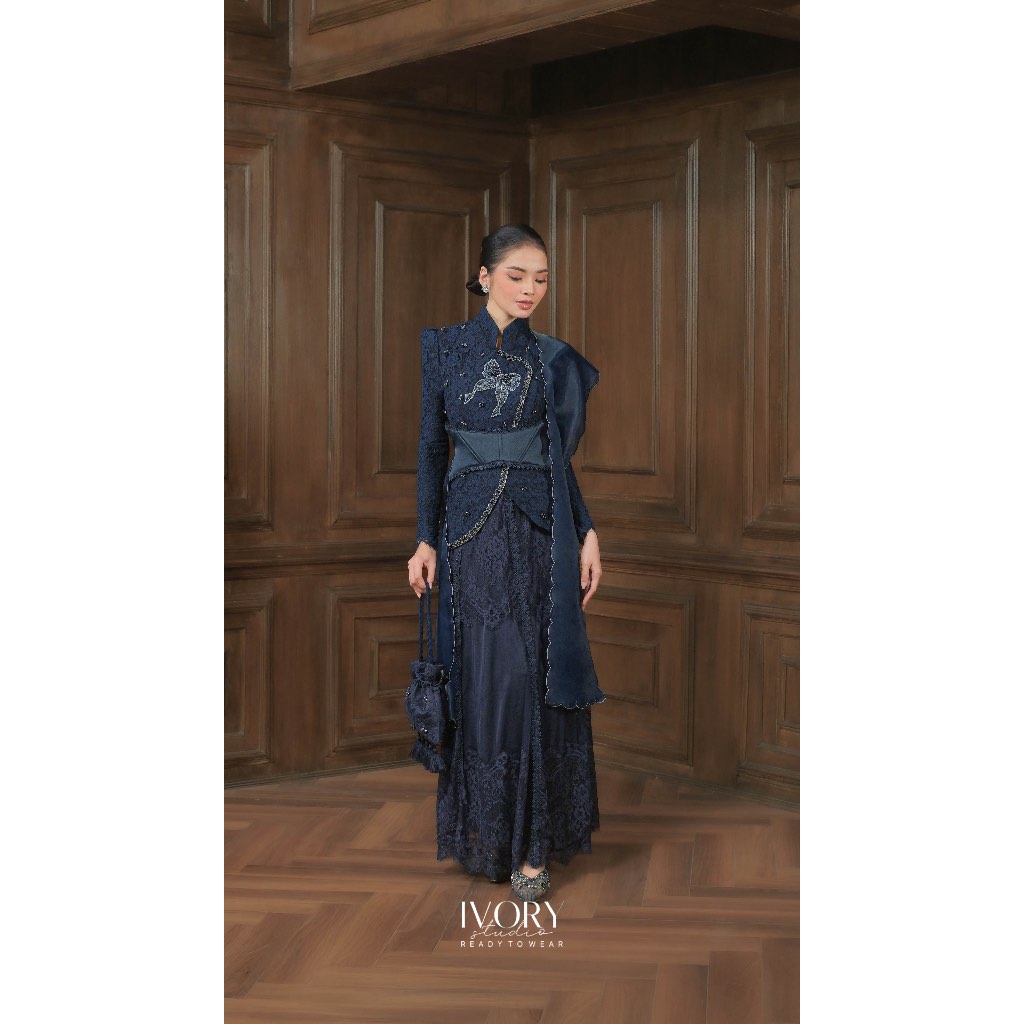 Jual Make Classic Great Again | Gendhis Janggan Dress in Navy | Shopee ...