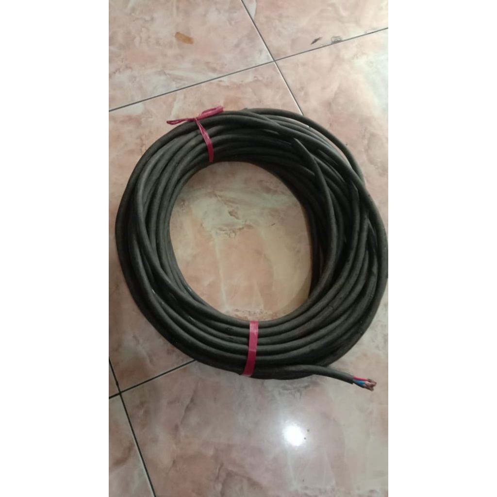 Jual kabel serabut bekas merek eterna ukuran 3×2,5 panjang 28 meter ...