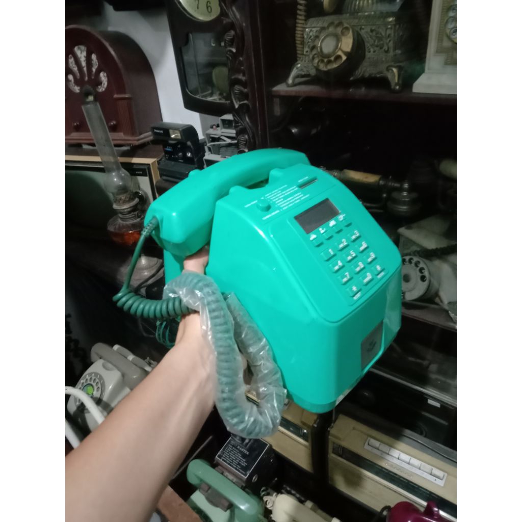 Jual Telepon Umum Koin Telepon Wartel era 2000an Telepon Lawas Retro ...