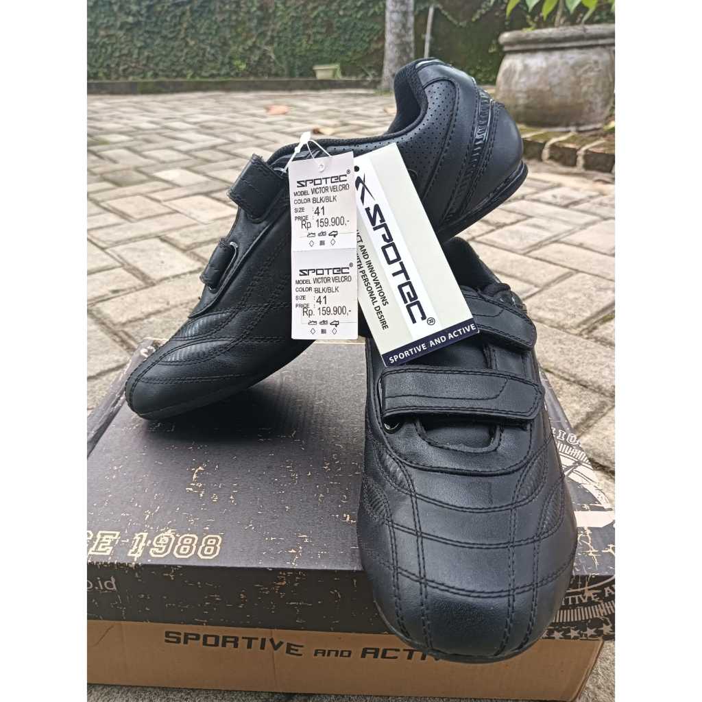Jual SEPATU SPOTEC FULL BLACK VELCRO SEPATU SEKOLAH SEPATU KERJA ...