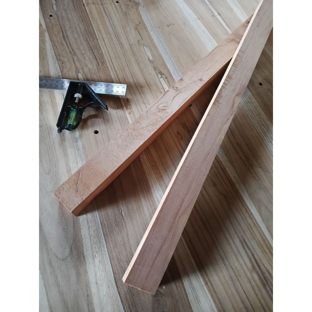 Jual Reng 3x4 Kayu Mahoni – Bahan Ideal untuk Furniture & Kerajinan DIY ...