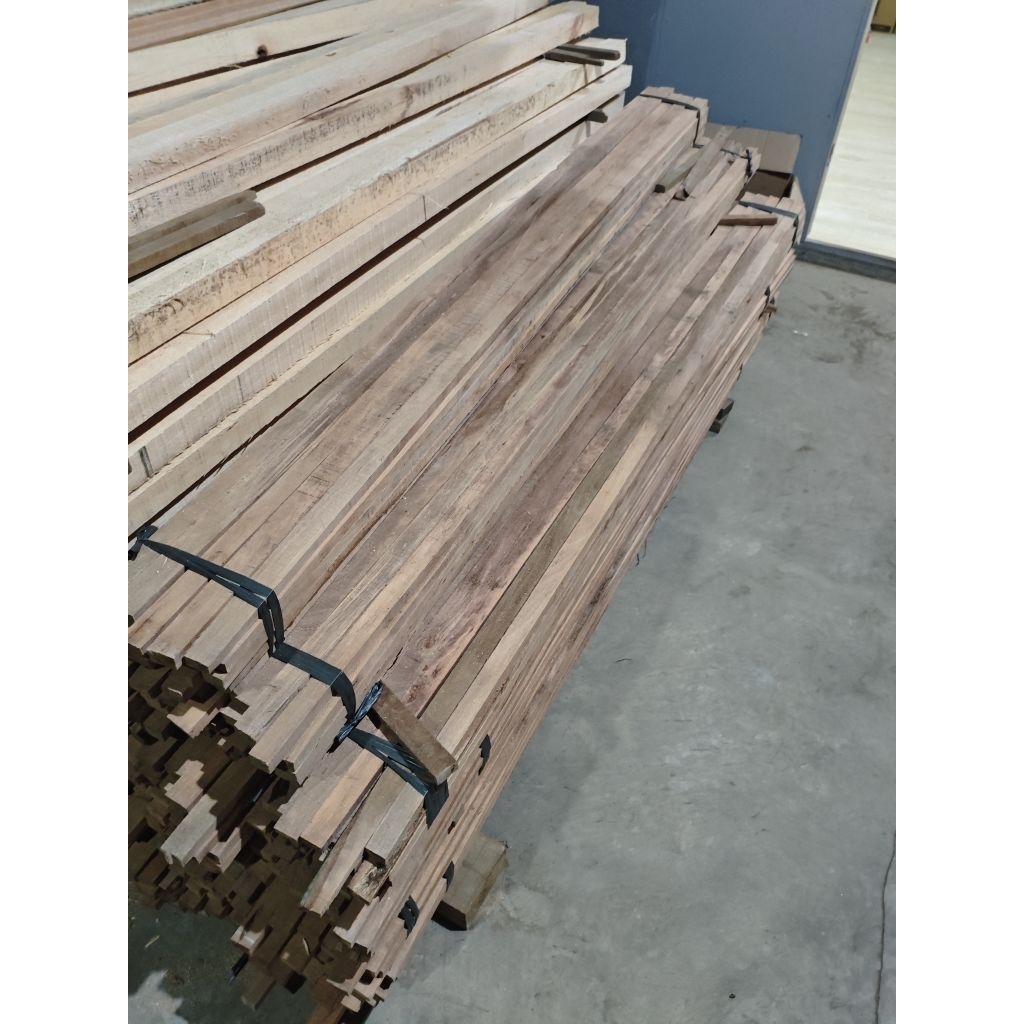 Jual Kayu Reng 2x3 Kayu Salam keras dan kuat panjang 100cm | Shopee ...