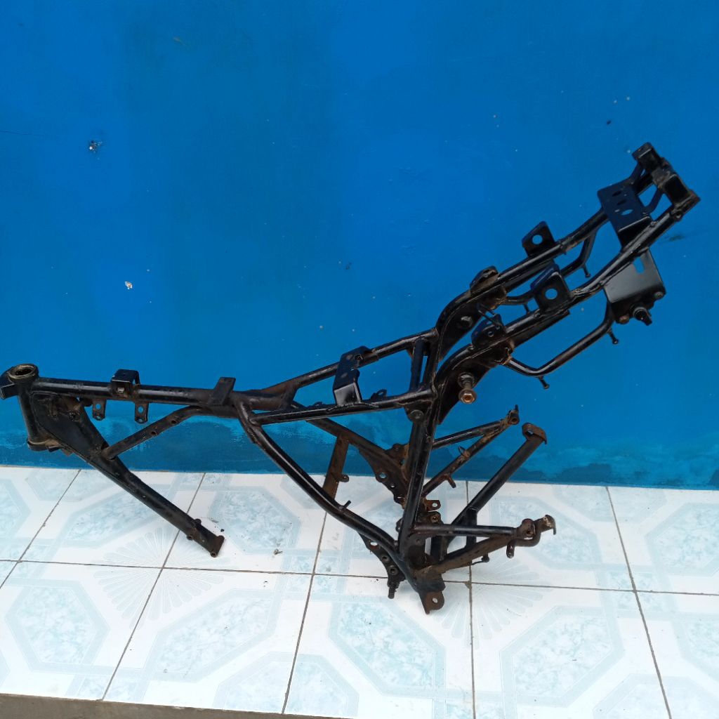 Jual rangka chasis Suzuki thunder 125 | Shopee Indonesia